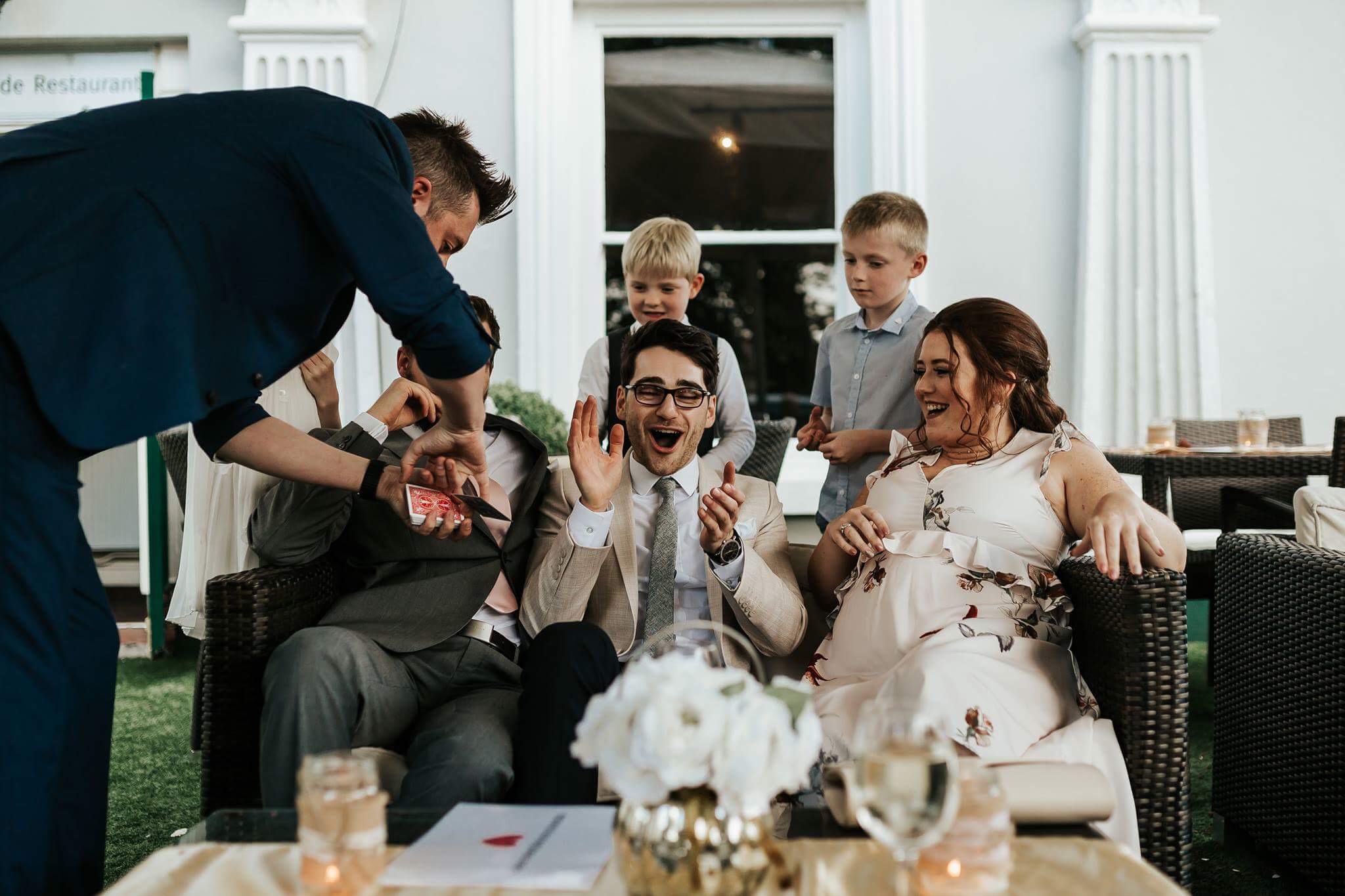 Russ Magician | Weddings | Corporate Events | Birthdays