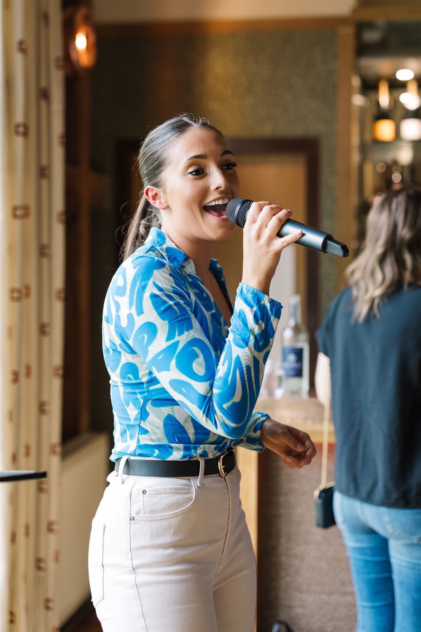Yasmin | Wedding Singer | Entertainer Hire | Yorkshire | Cheshire